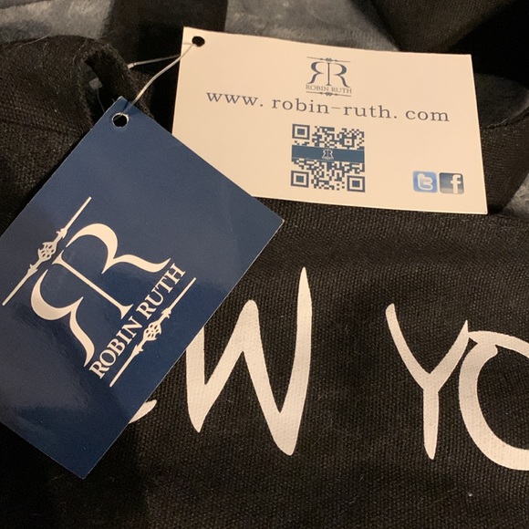 Robin Ruth | Bags | Robin Ruth New York Print Shopping Bag Or Overnight ...